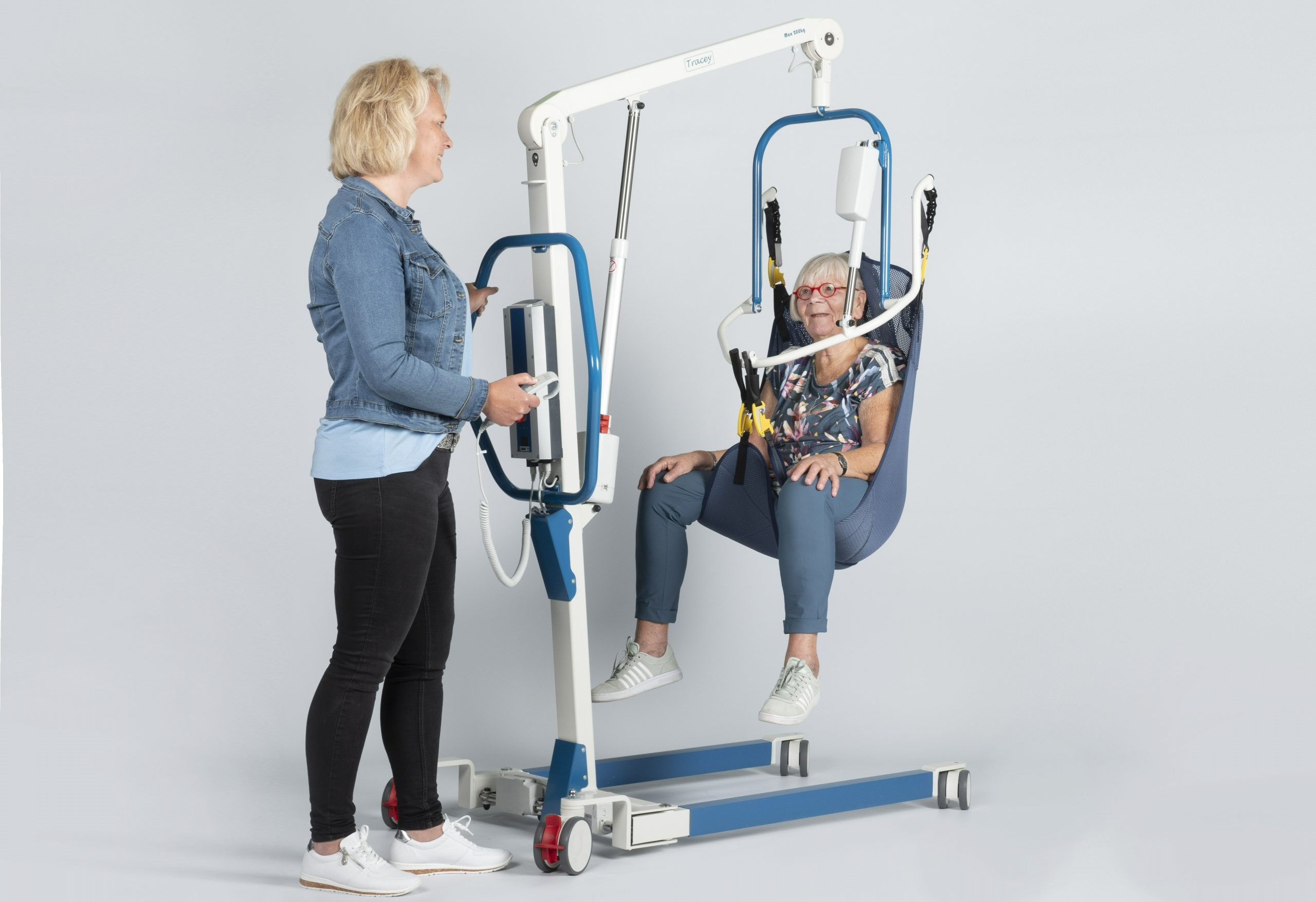 Tracey met zorgvrager en -gever | DHG